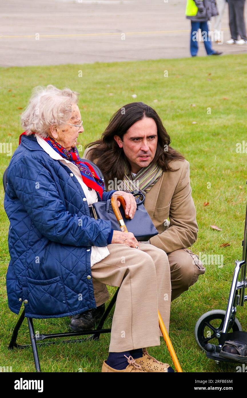 Neil Oliver, TV presenter, filming with Second World War female Air ...