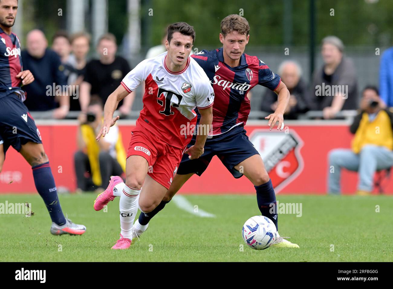 UTRECHT - (lr) Tasos Douvikas of FC Utrecht, Joaquin Sosa of Bologna FC ...