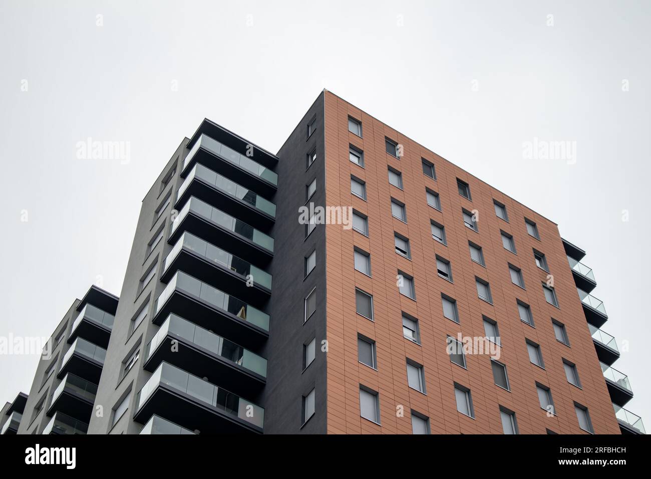 The top of a tall city building Stock Photo - Alamy