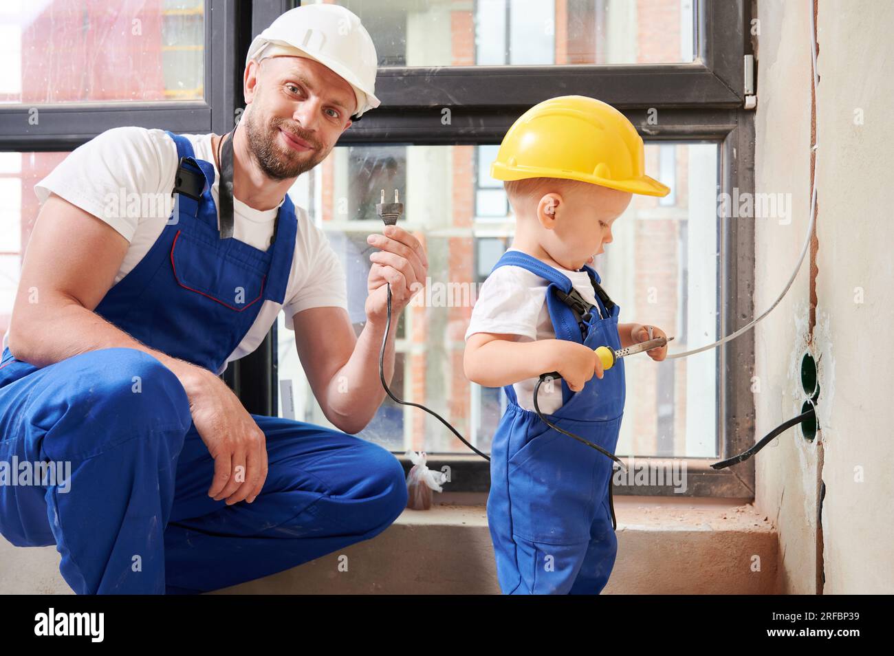 Soldering smiling hi-res stock photography and images - Alamy