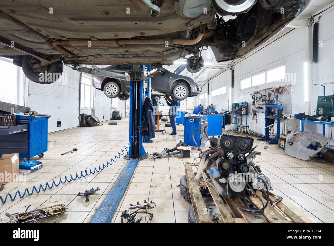 Work space in the car workshop Stock Photo - Alamy