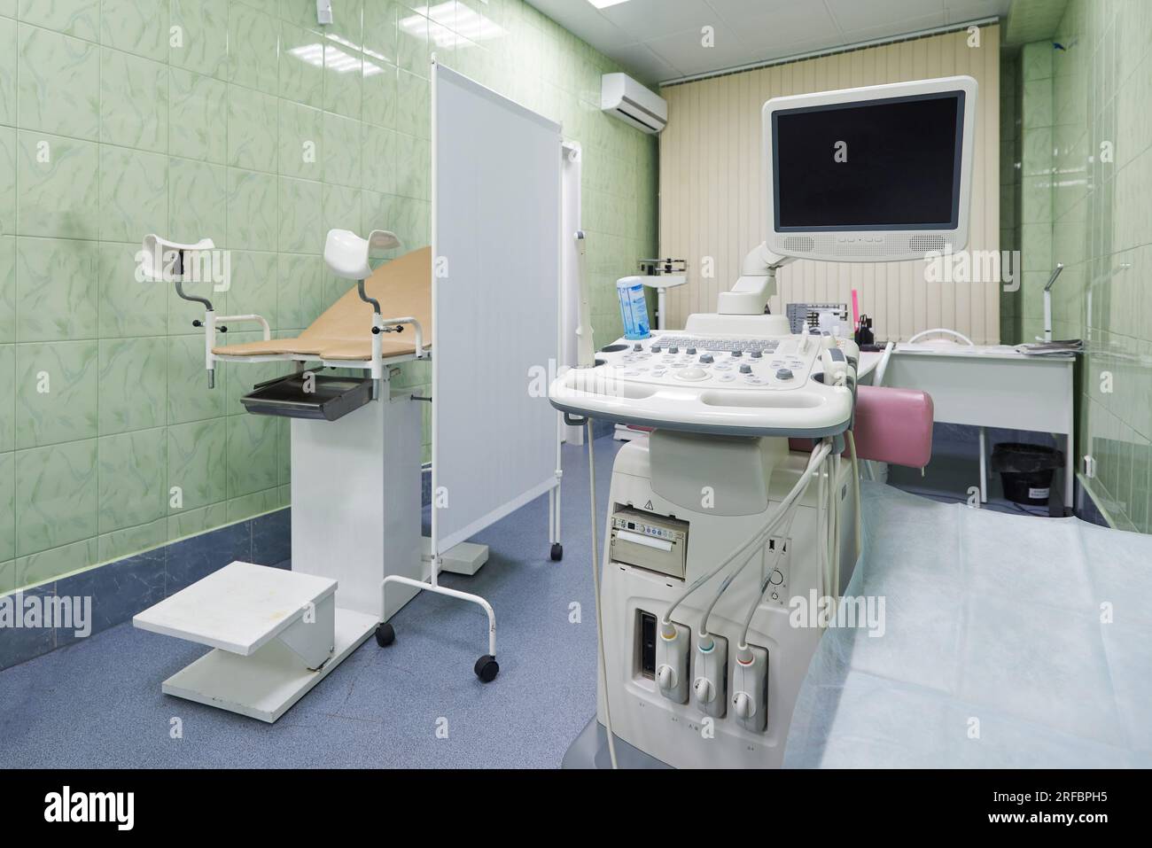 Medical room for ultrasound and gynecology Stock Photo - Alamy