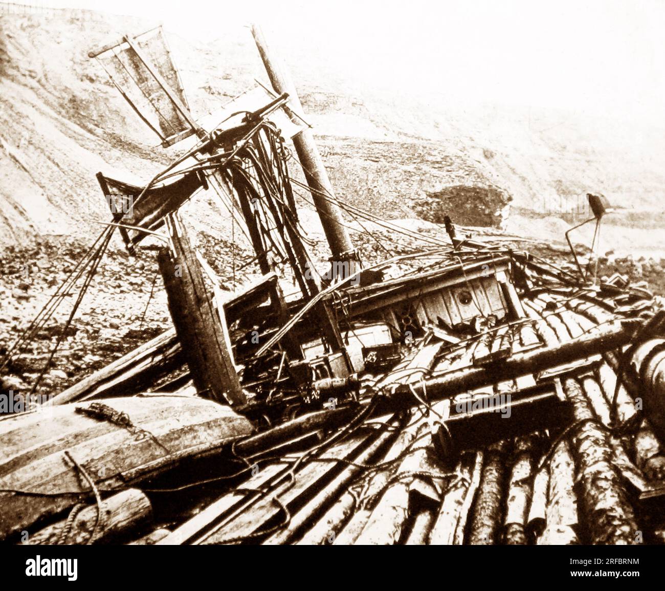 Whitby wreck hi-res stock photography and images - Alamy