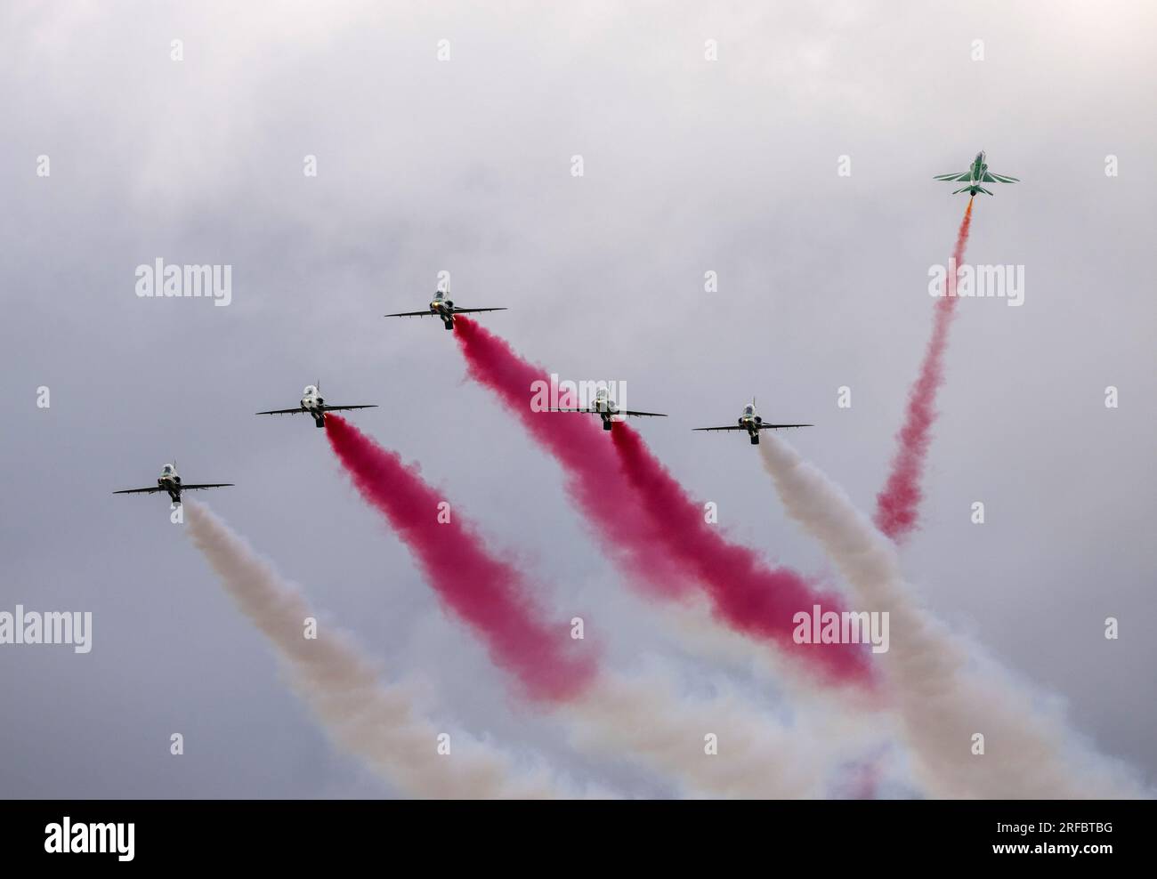 Royal Saudi Air Force National Display Team at the Royal International ...
