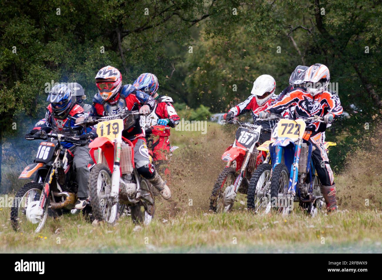 Motocross competition, bikes at the starting line, Helensburgh ...