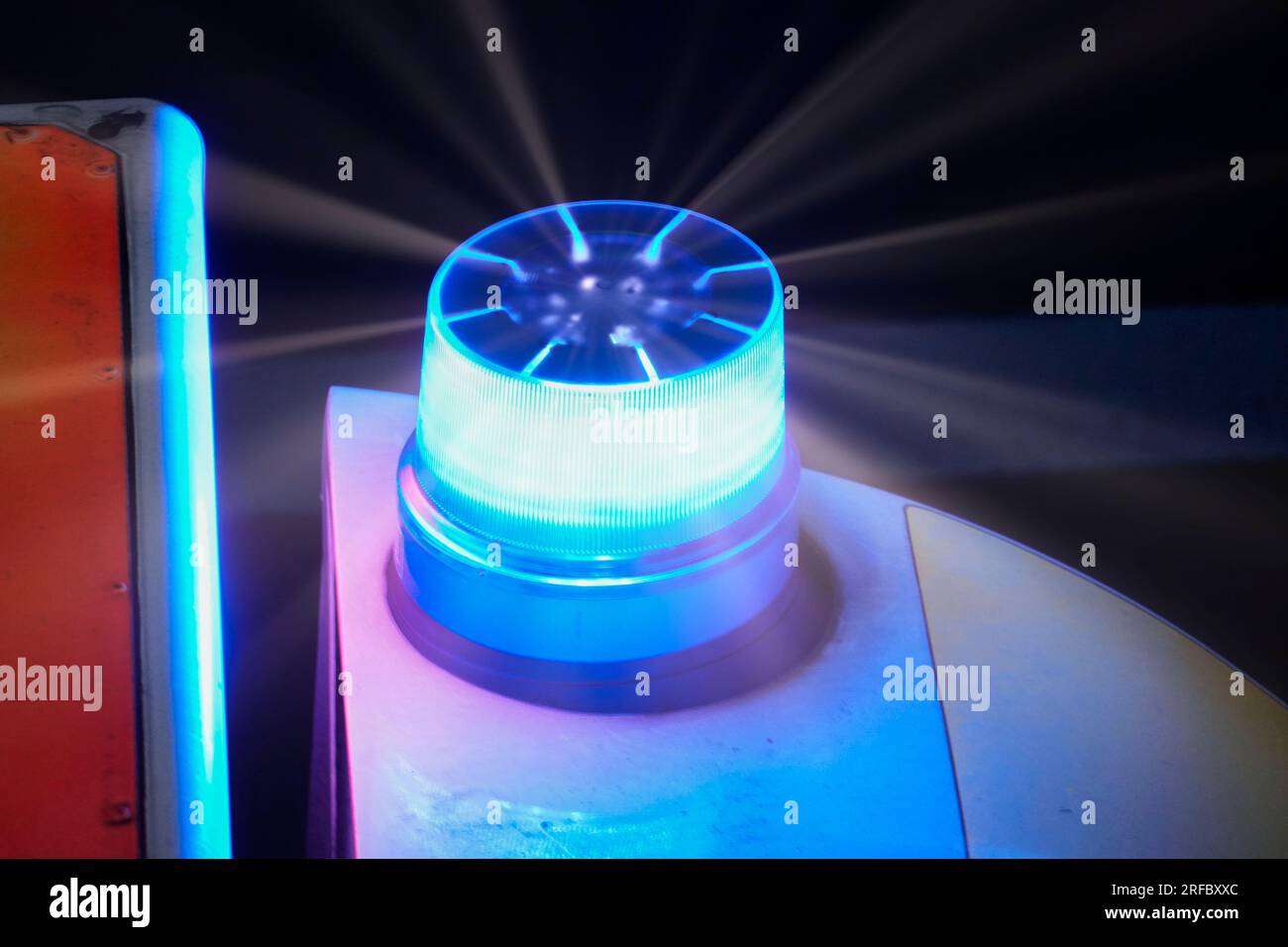 Notarzt ,Rettungswagen, Feuerwehr, Einsatzfahrt mit Blaulicht ...