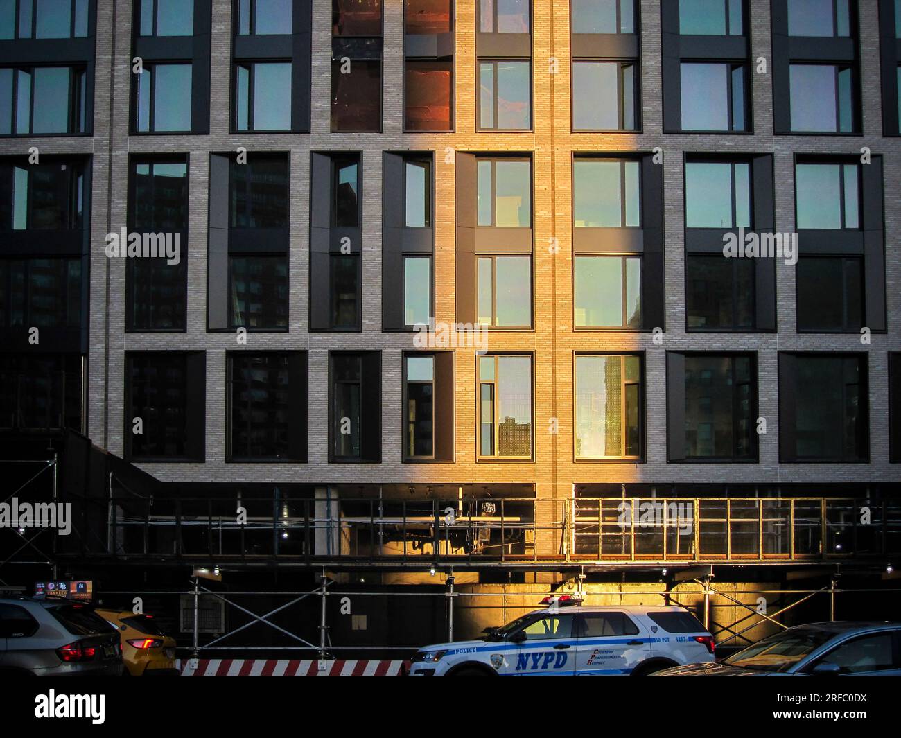 Senior affordable housing hi-res stock photography and images - Alamy