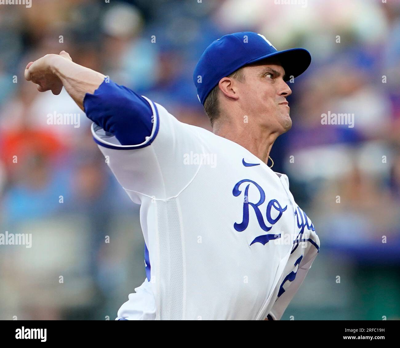 AUG 01, 2023: Kansas City Royals starting pitcher Zack Greinke (23 ...