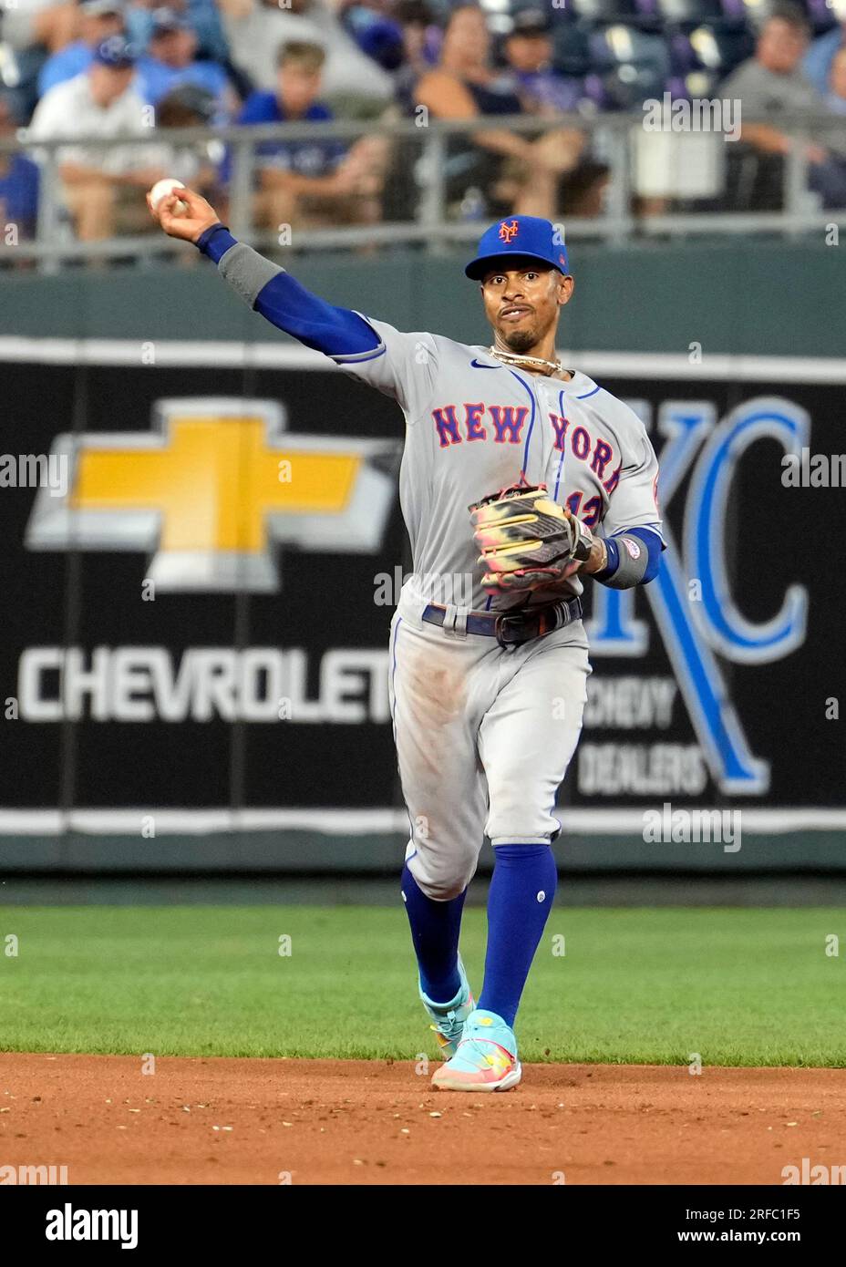 AUG 01, 2023: New York Mets shortstop Francisco Lindor (12) fires the ...