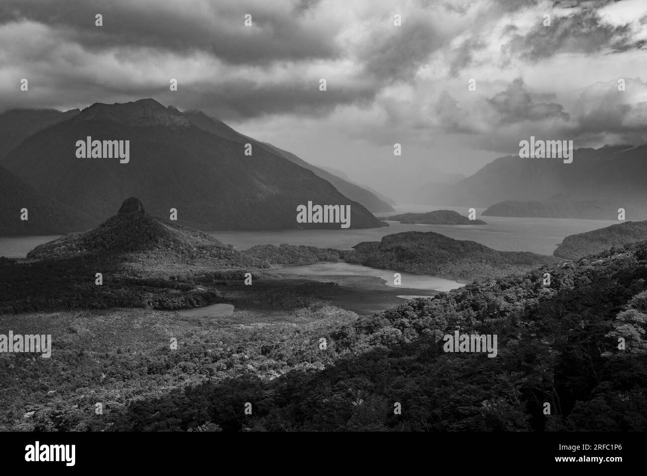 The stunning Circle Walk View Point above The Monument near the town of ...