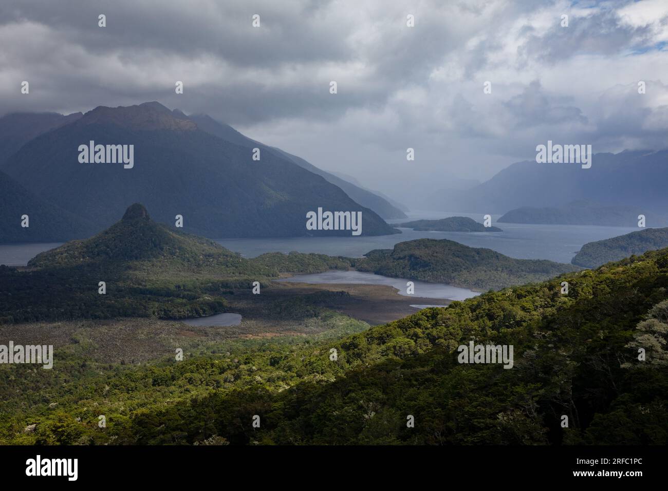 The stunning Circle Walk View Point above The Monument near the town of ...