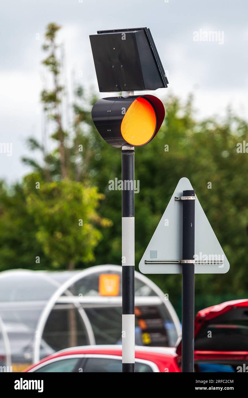 Belisha beacon hi-res stock photography and images - Alamy