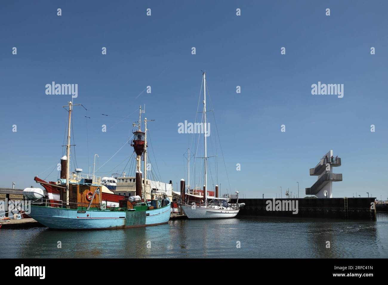 Boats sailed hi-res stock photography and images - Alamy
