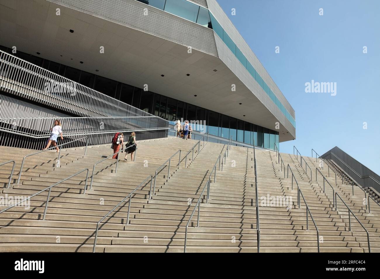 Dokk 1 public library and cultural centre designed by Schmidt Hammer ...