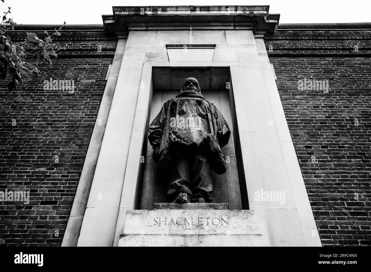 Shackleton memorial hi-res stock photography and images - Alamy