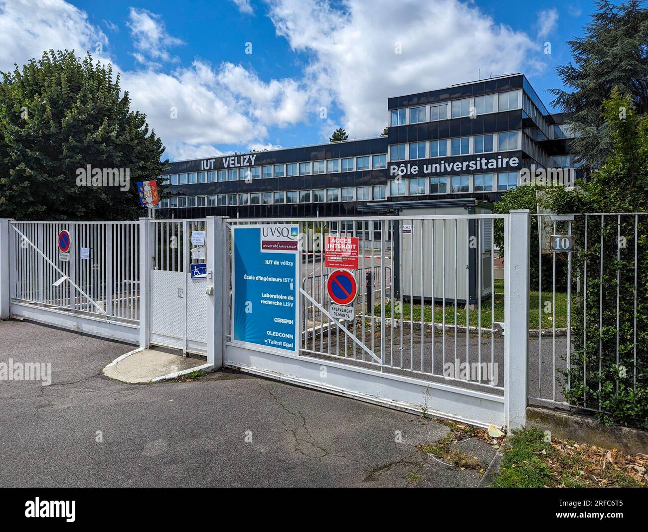 Exterior view of the campus hosting the University Institute of ...
