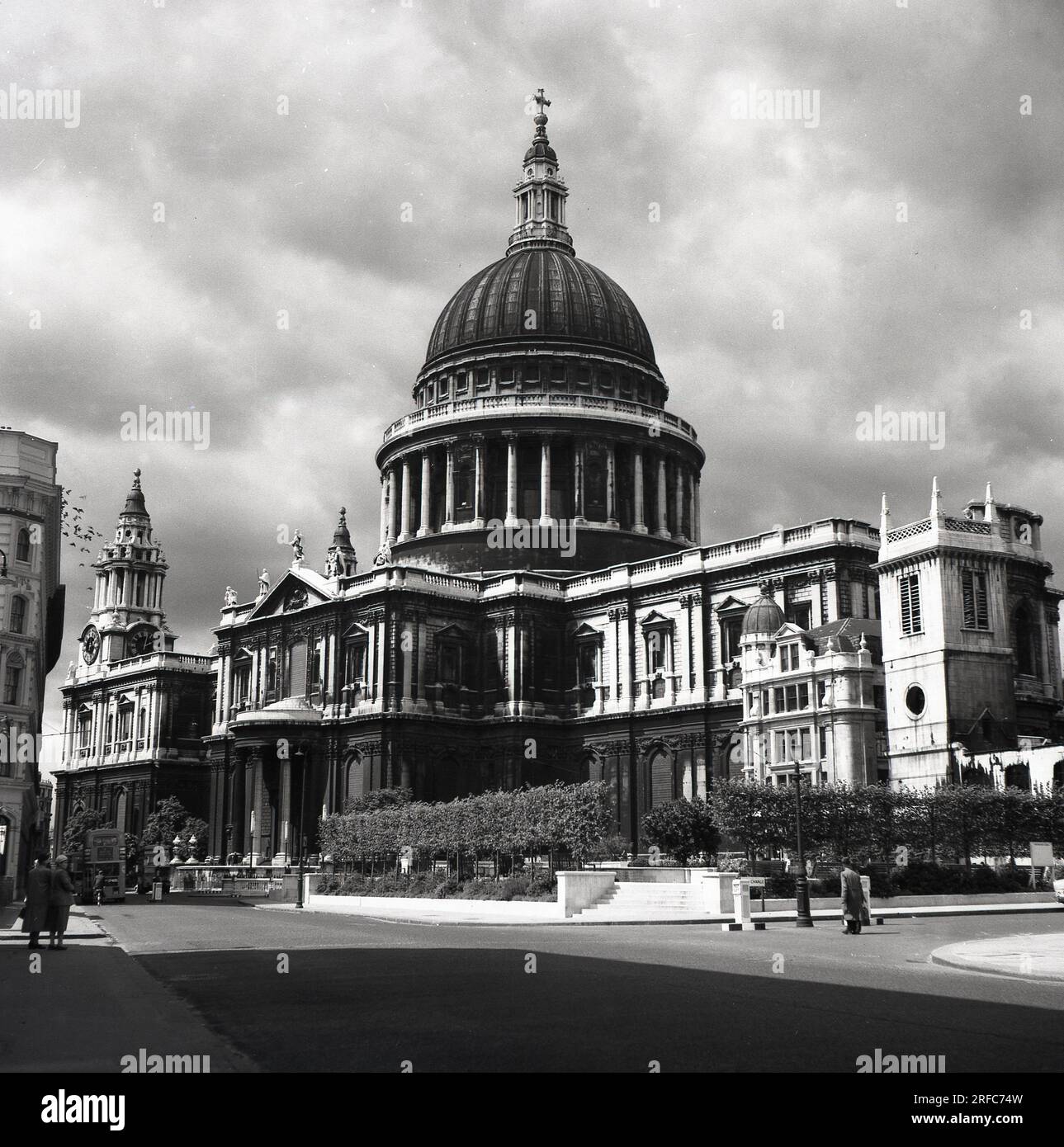 Seen from rear london hi-res stock photography and images - Alamy