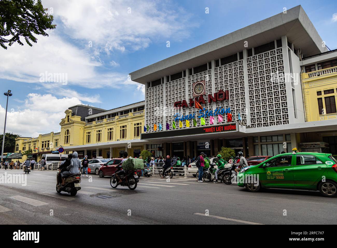 Hanoi, Vietnam - May 28, 2023: Entrance of Hanoi Central Railway ...