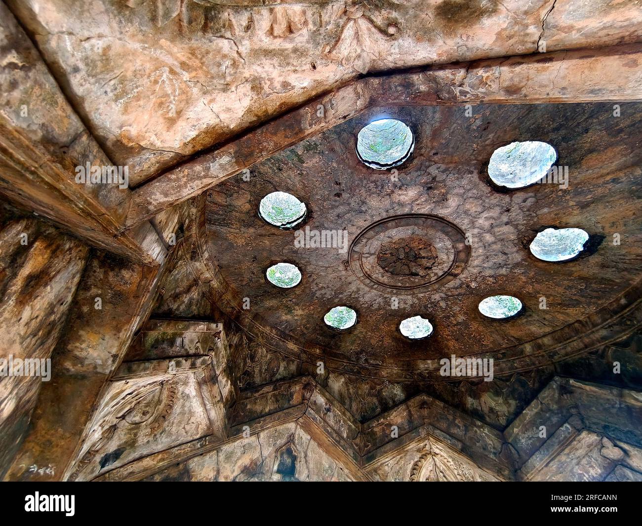 27 July 2023, Shivneri Fort is a 17th-century military fortification ...