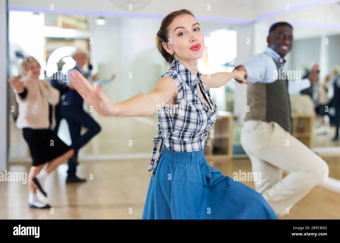 African jazz dance hi-res stock photography and images - Alamy