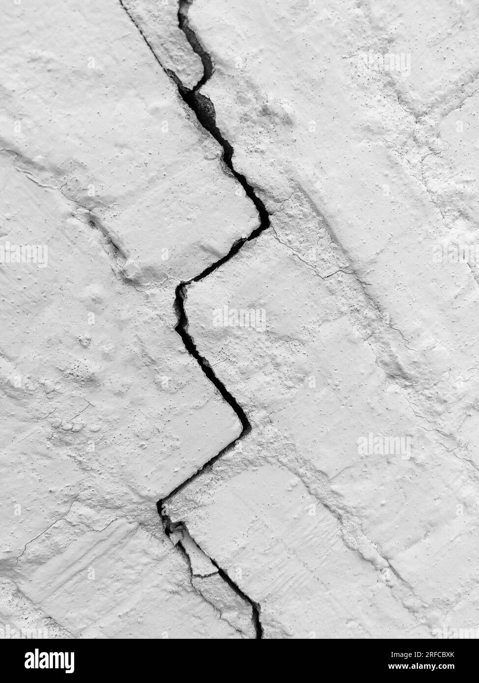 Tortuous shape hi-res stock photography and images - Alamy