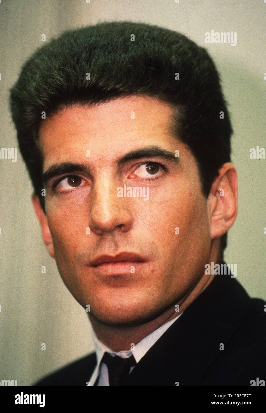 Young John Kennedy Jr