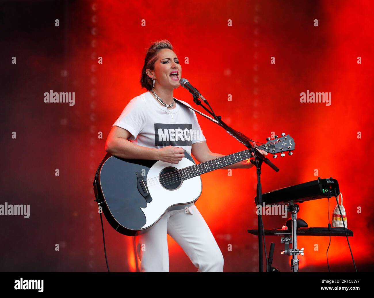 KT Tunstall performs during the opening ceremony for the 2023 UCI ...