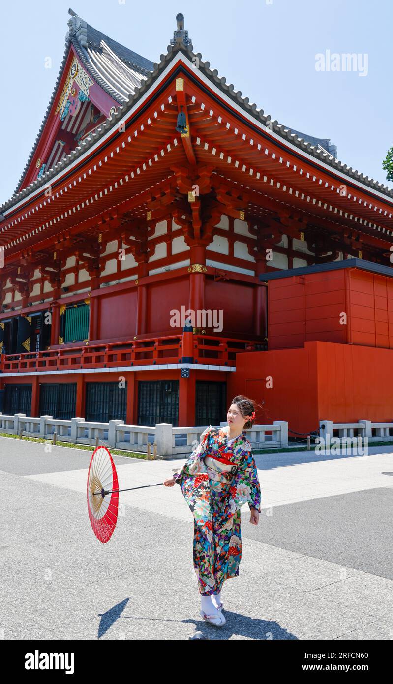 Senso ji temple japan hi-res stock photography and images - Alamy