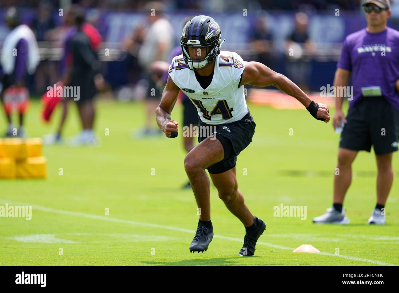 Baltimore Ravens safety Kyle Hamilton works out during his team's NFL ...