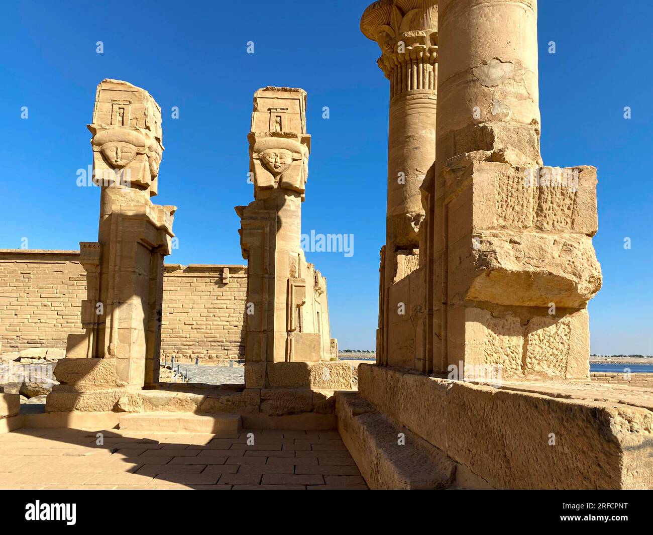 Ancient egyptian kalabsha temple temple hi-res stock photography and ...