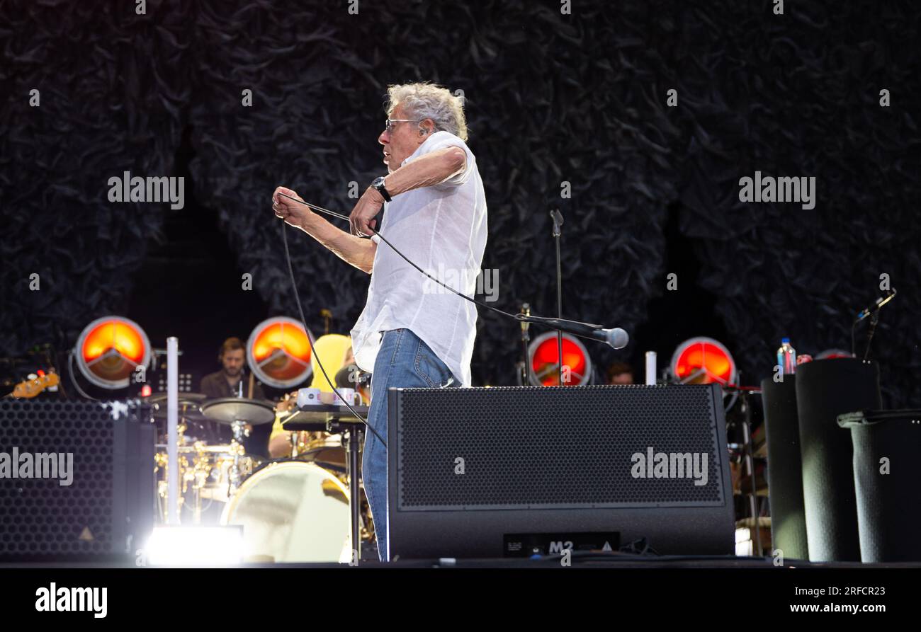 The Who perform live at totally wicked stadium st helens uk, 21st July ...