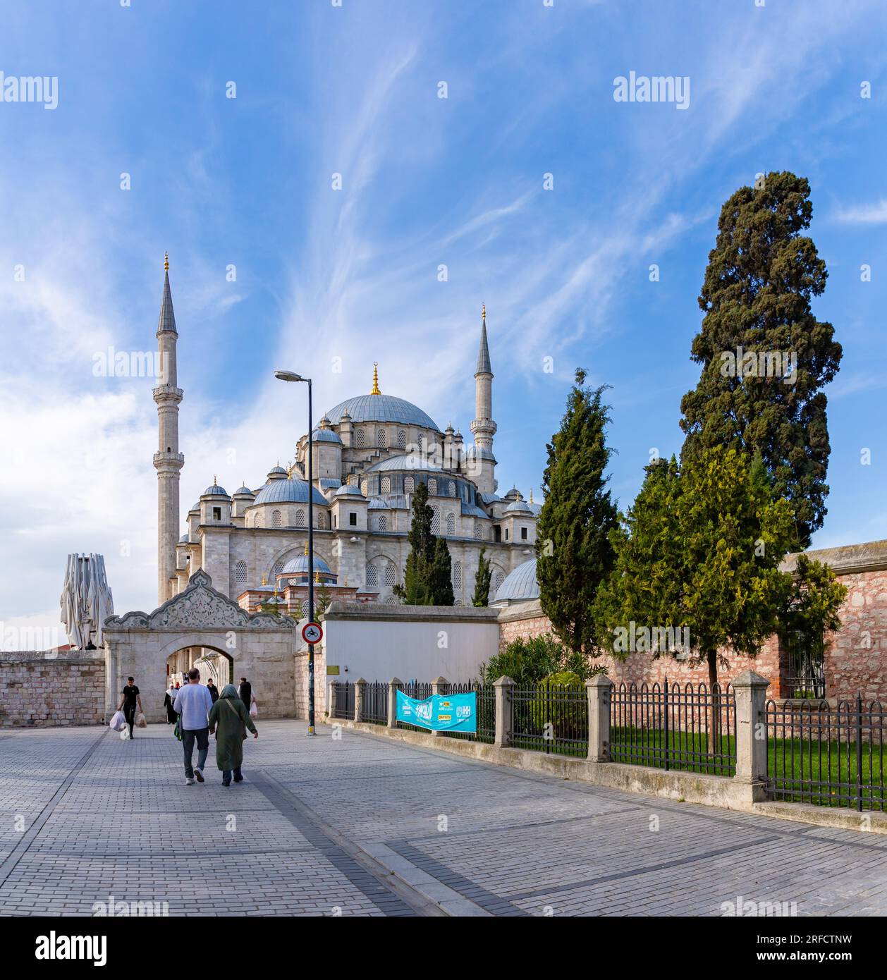 Fatih mosque istanbul türkiye hi-res stock photography and images - Alamy