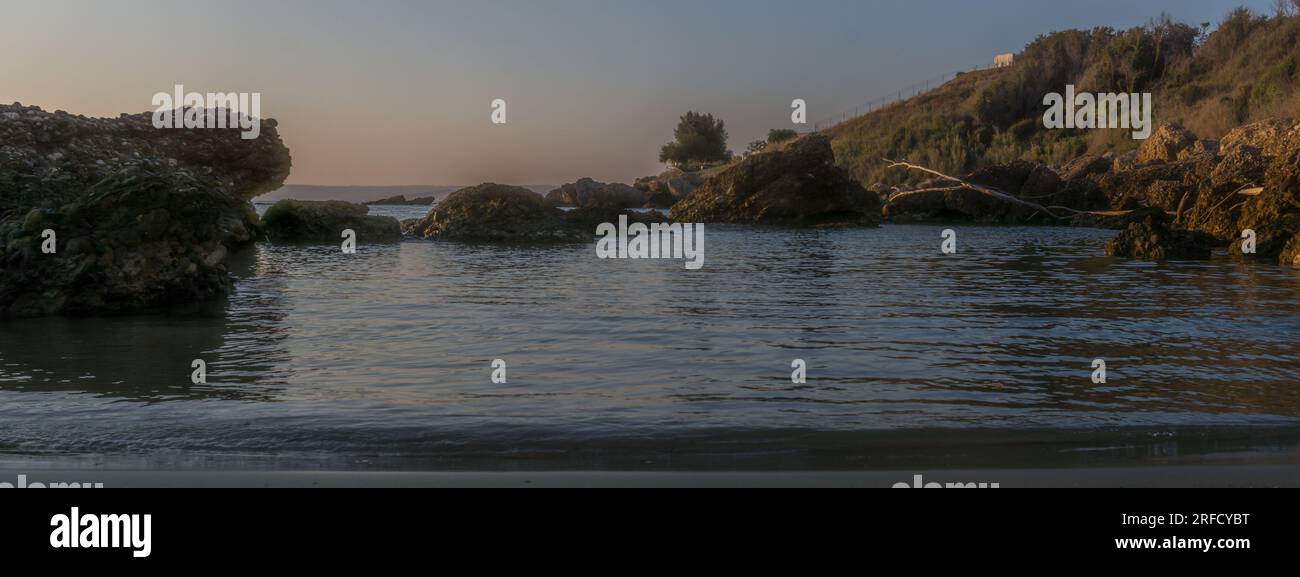 Coastal beachfront view hi-res stock photography and images - Alamy