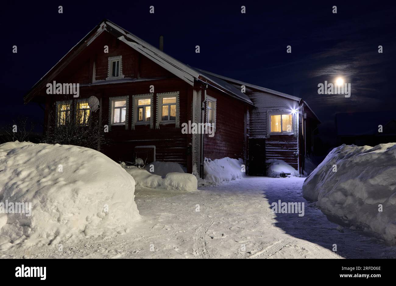 Moonlit twilight house on hi-res stock photography and images - Alamy