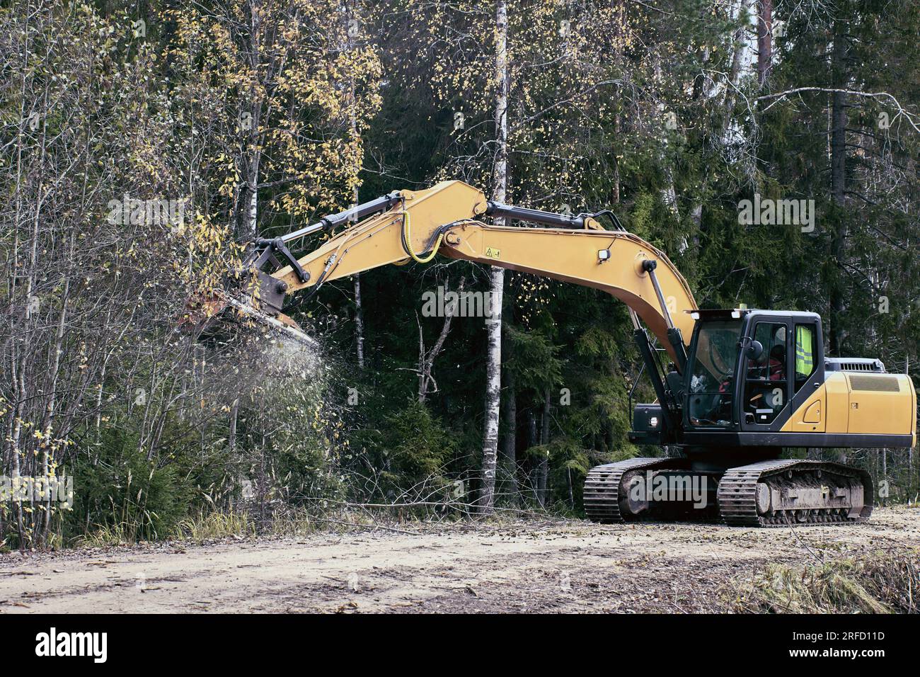 Suspended excavator hi-res stock photography and images - Alamy