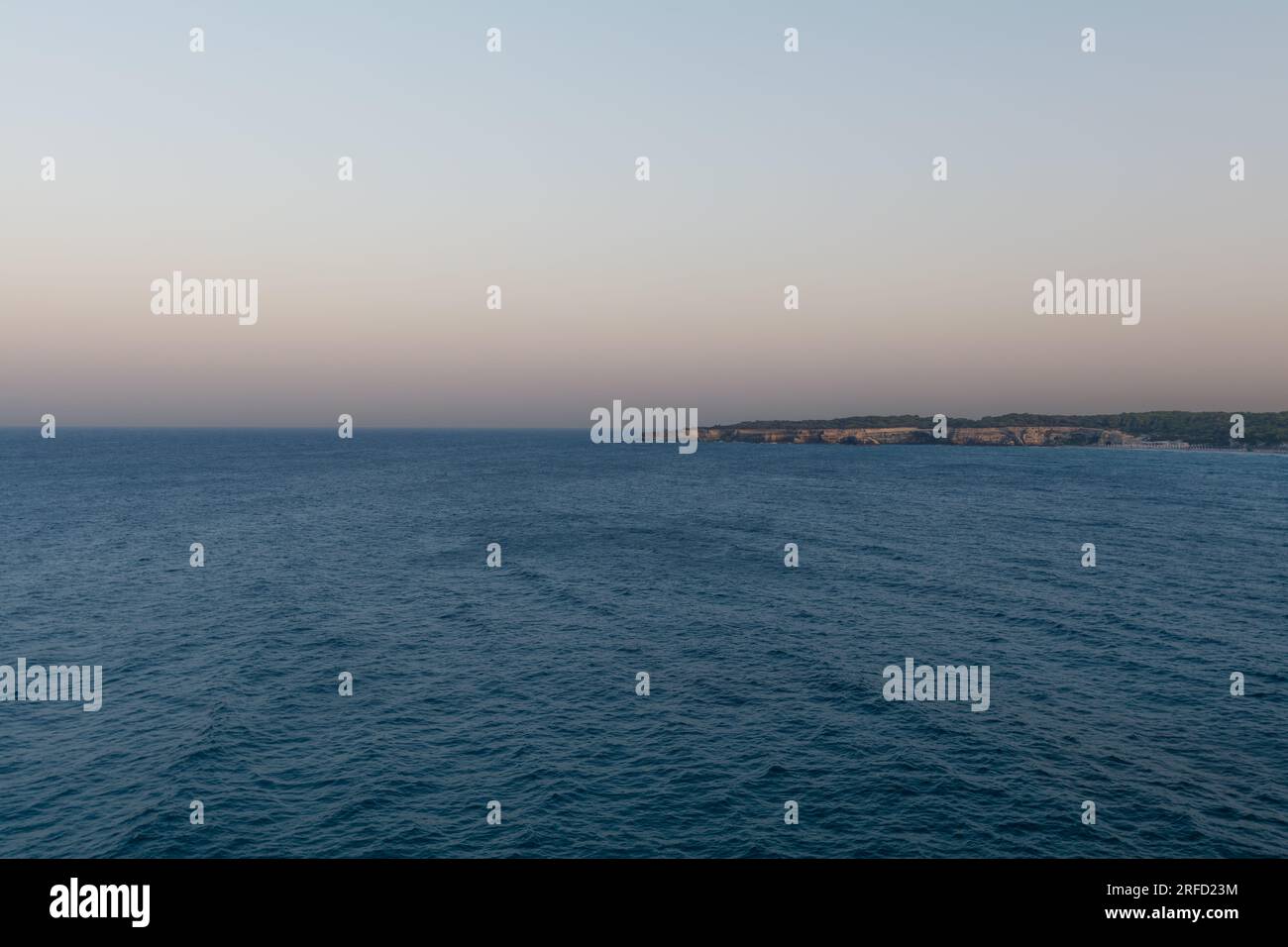 Vast ocean panorama hi-res stock photography and images - Alamy