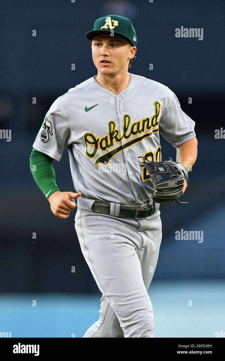 LOS ANGELES, CA - AUGUST 01: Oakland Athletics second baseman Zack ...