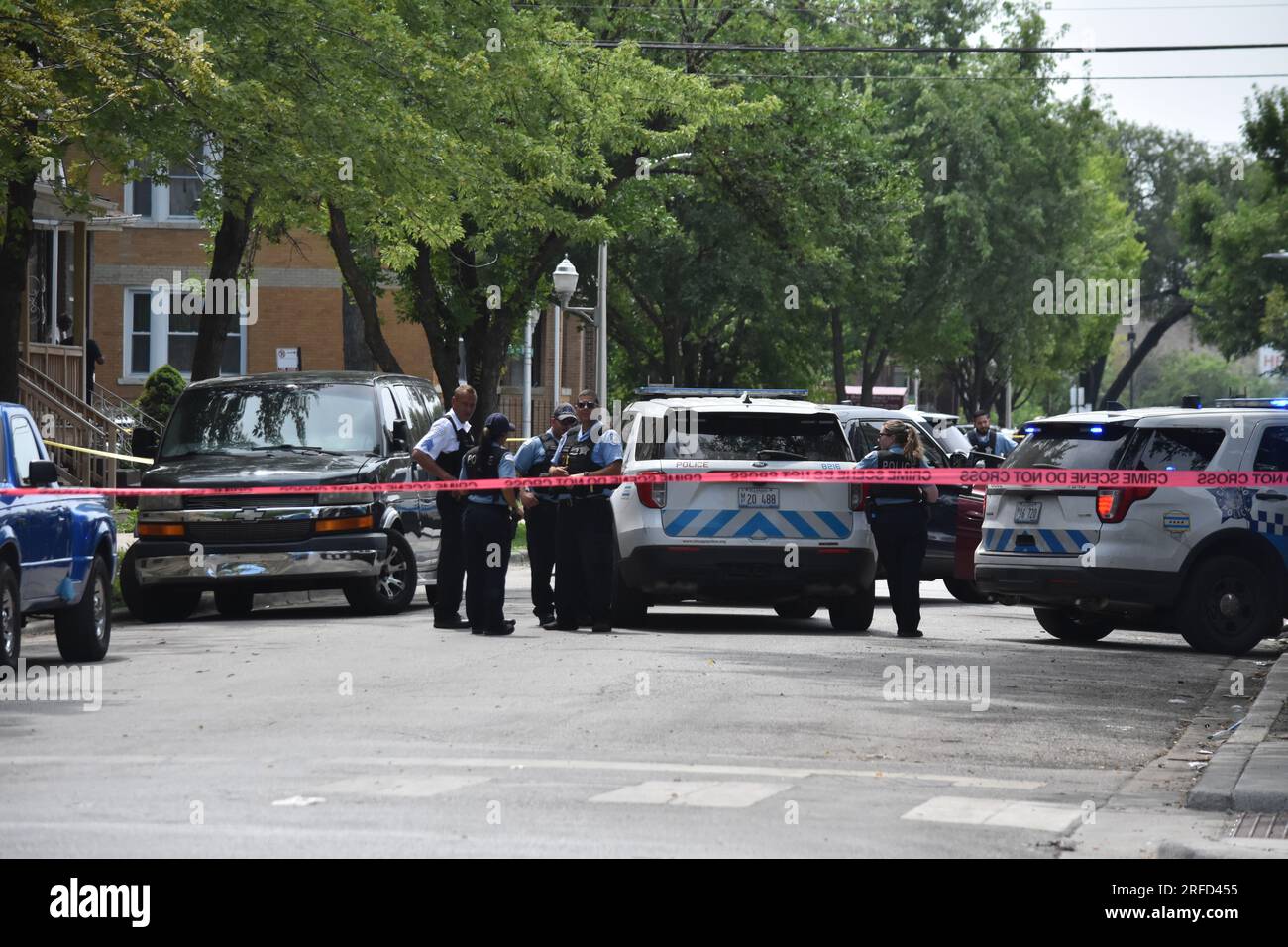 Chicago, United States. 02nd Aug, 2023. Authorities investigate the ...