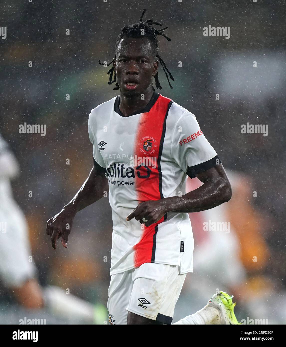 Issa kabore luton town hi-res stock photography and images - Alamy