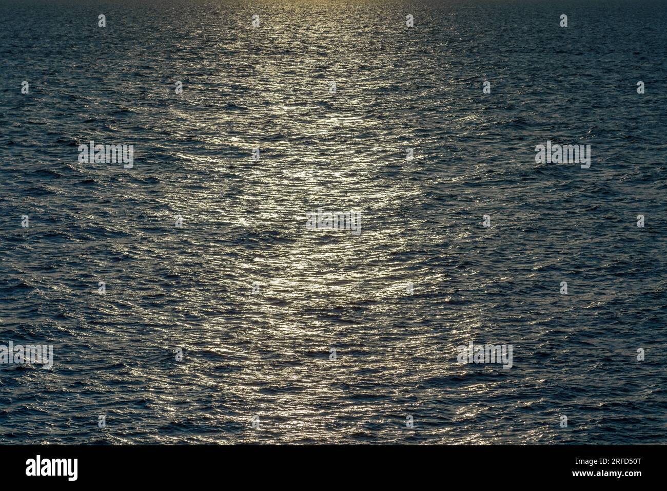 Ocean sea horizon Stock Photo - Alamy