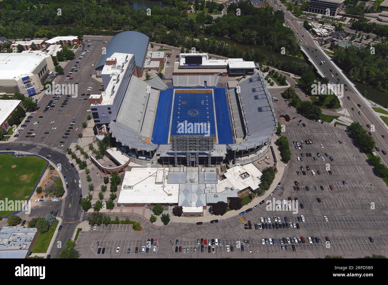 Albertsons stadium aerial hi-res stock photography and images - Alamy