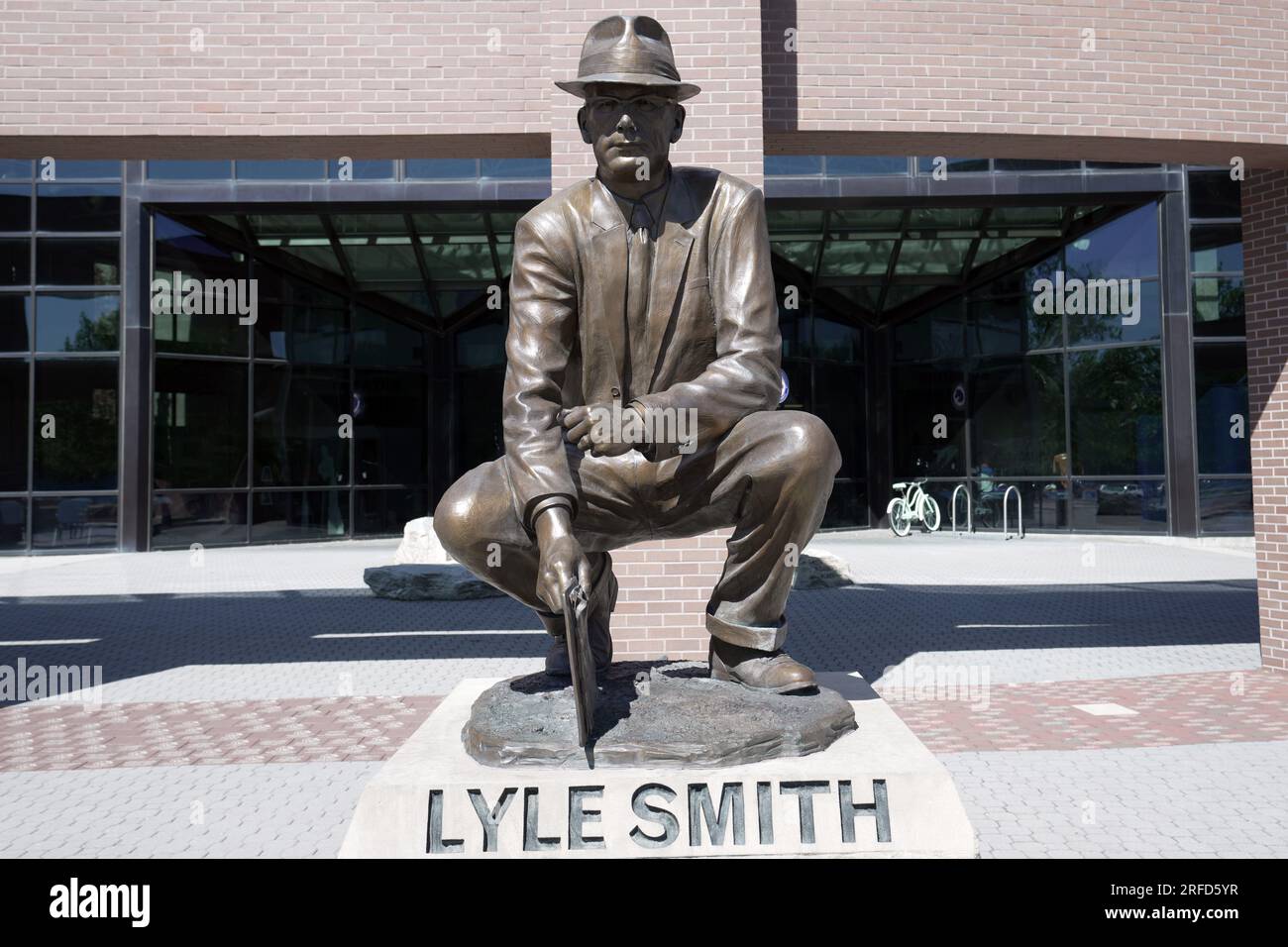 Statue of boise state broncos coach lyle smith albertsons stadium hi ...