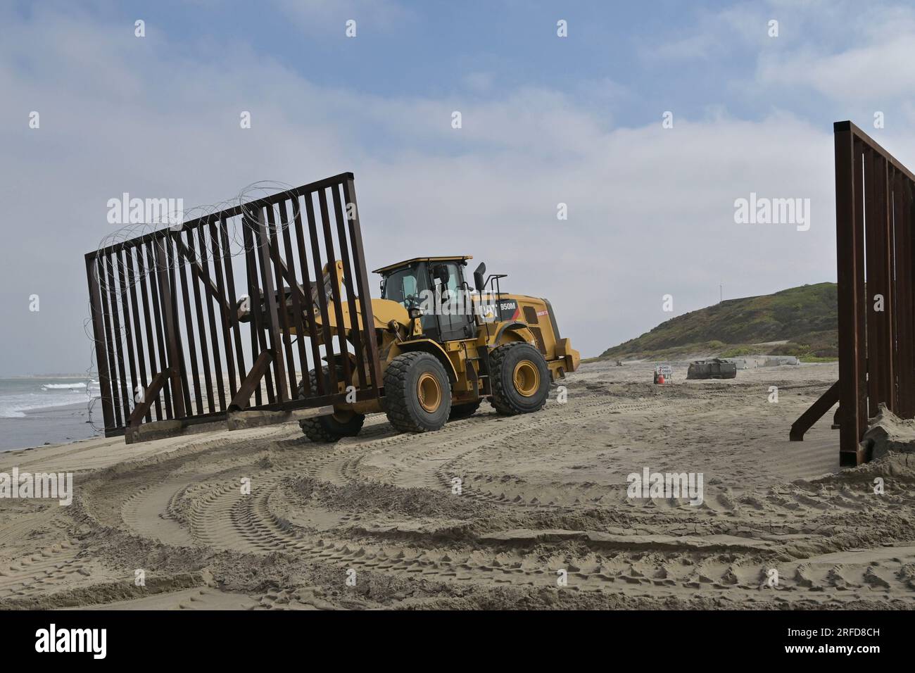 Tijuana, Baja California, Mexico. 2nd Aug, 2023. US-Mexico border construction on the secondary ...