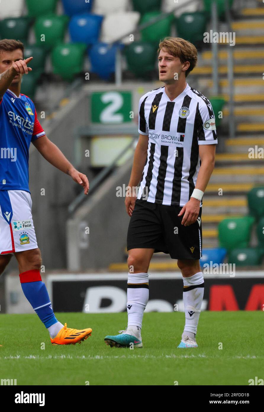 Alex greive football new zealand hi-res stock photography and images ...