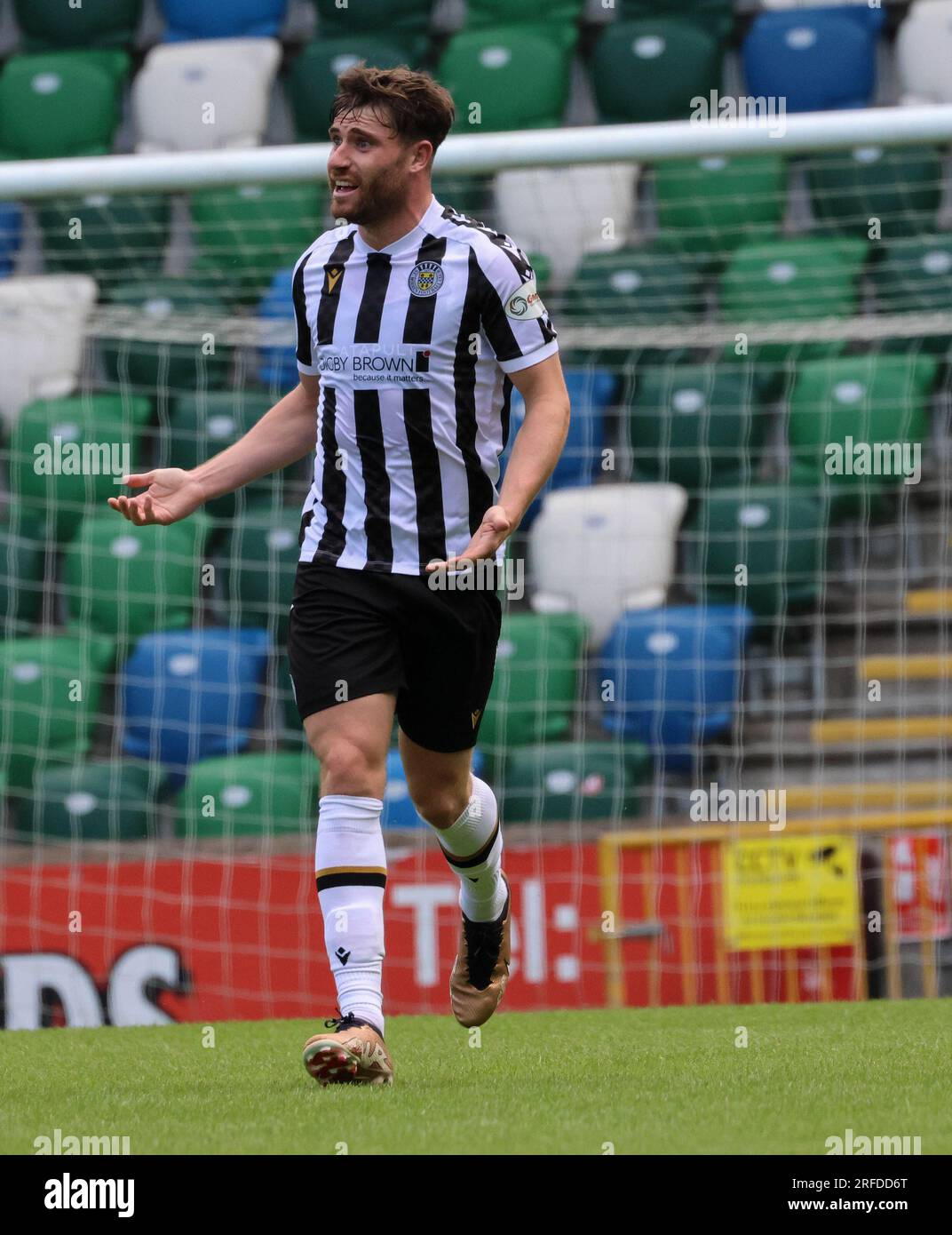 Ryan strain ryan scottish league player hi-res stock photography and ...