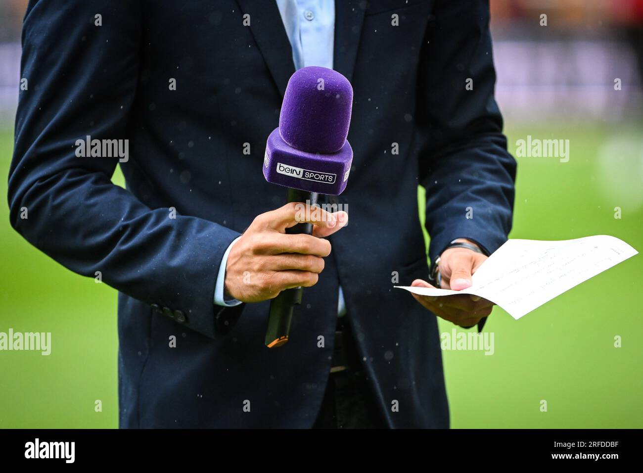 Microphone 02 hi-res stock photography and images - Alamy