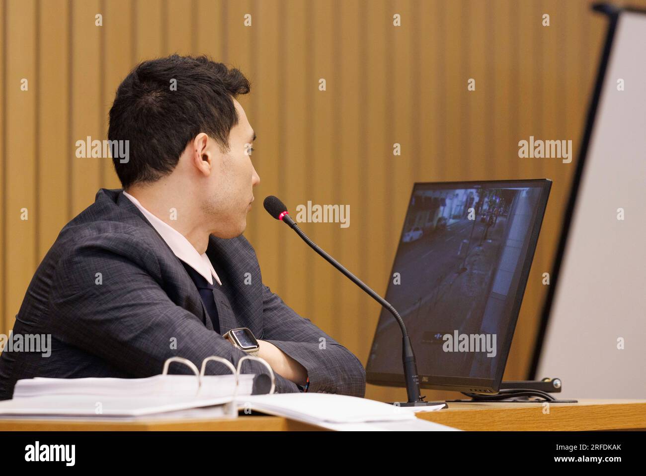 Antifa portland attack hi-res stock photography and images - Alamy