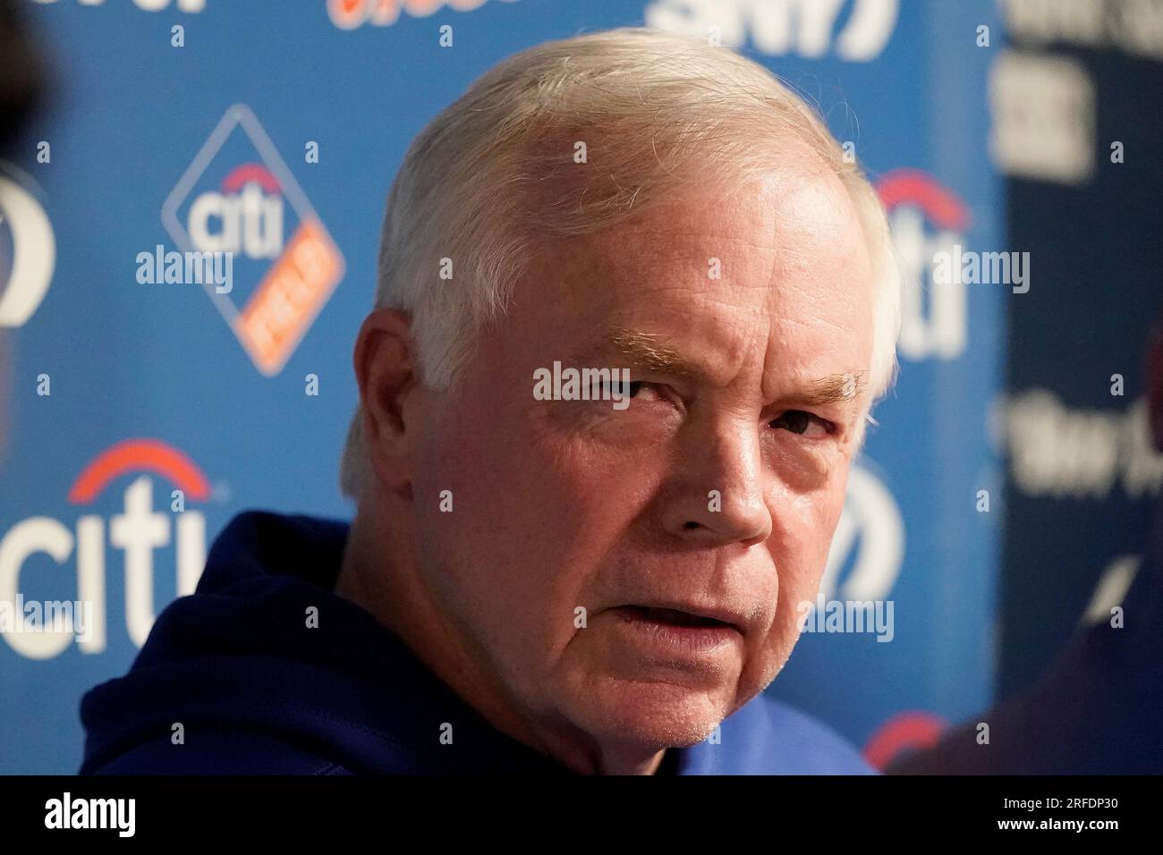 New York Mets manager Buck Showalter talks to the media before a ...