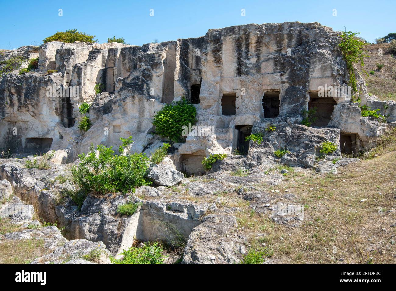 Cave necropolis hi-res stock photography and images - Alamy