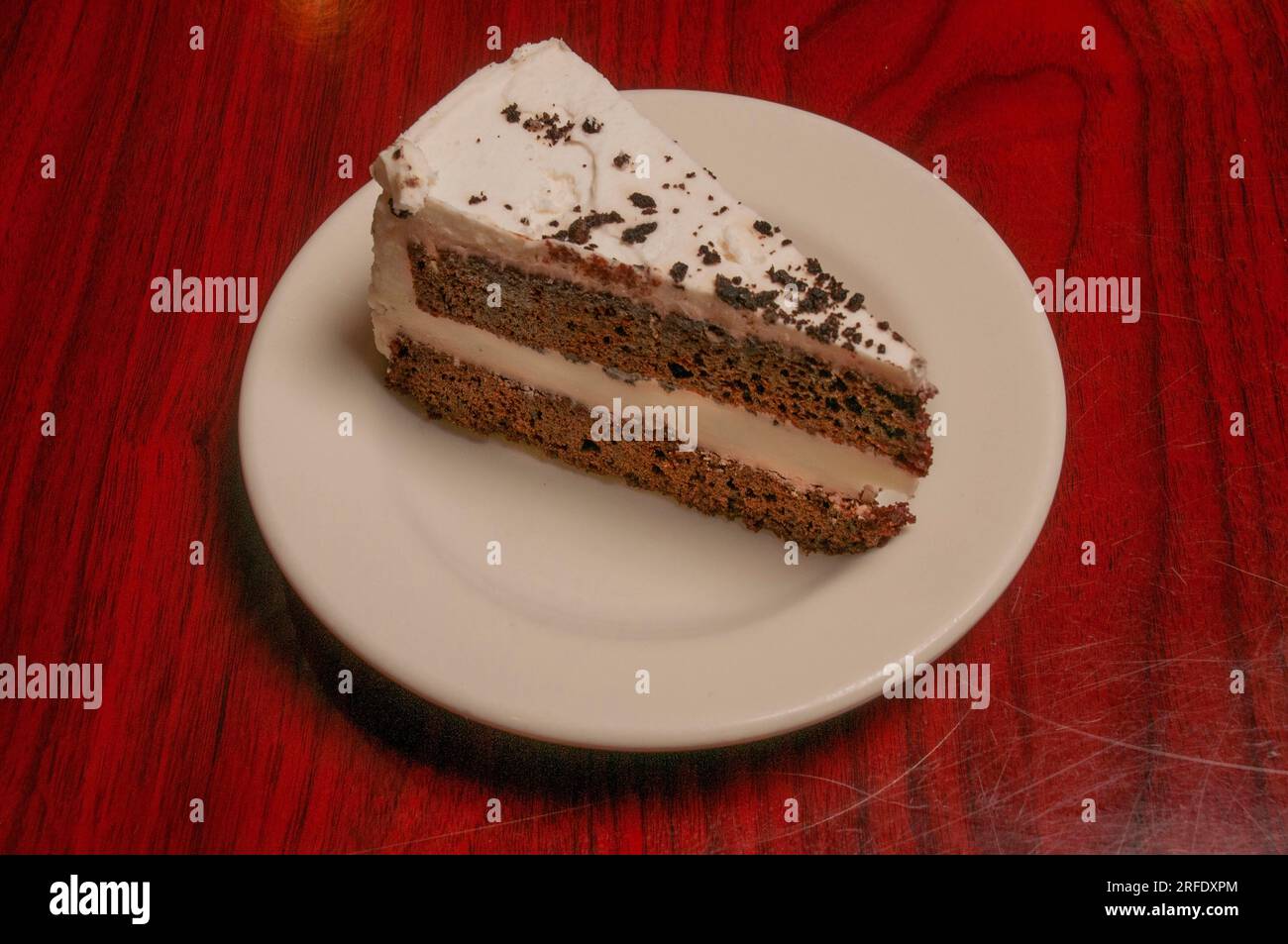Mousse cake presentation hi-res stock photography and images - Alamy
